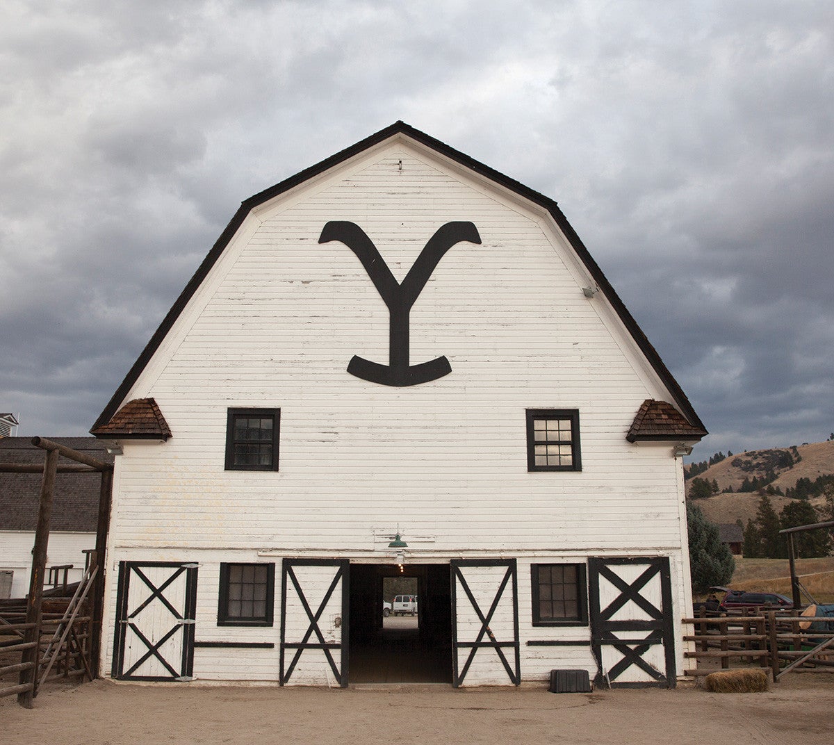 Yellowstone Dutton Trestle Dining Table | Black Forest Decor