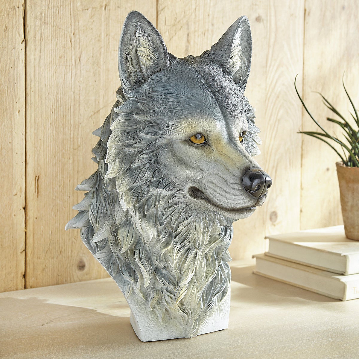 the grey wolf head