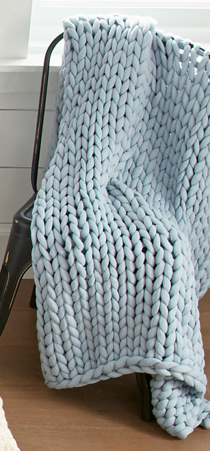 Chunky Knit Blue Throw | Black Forest Decor