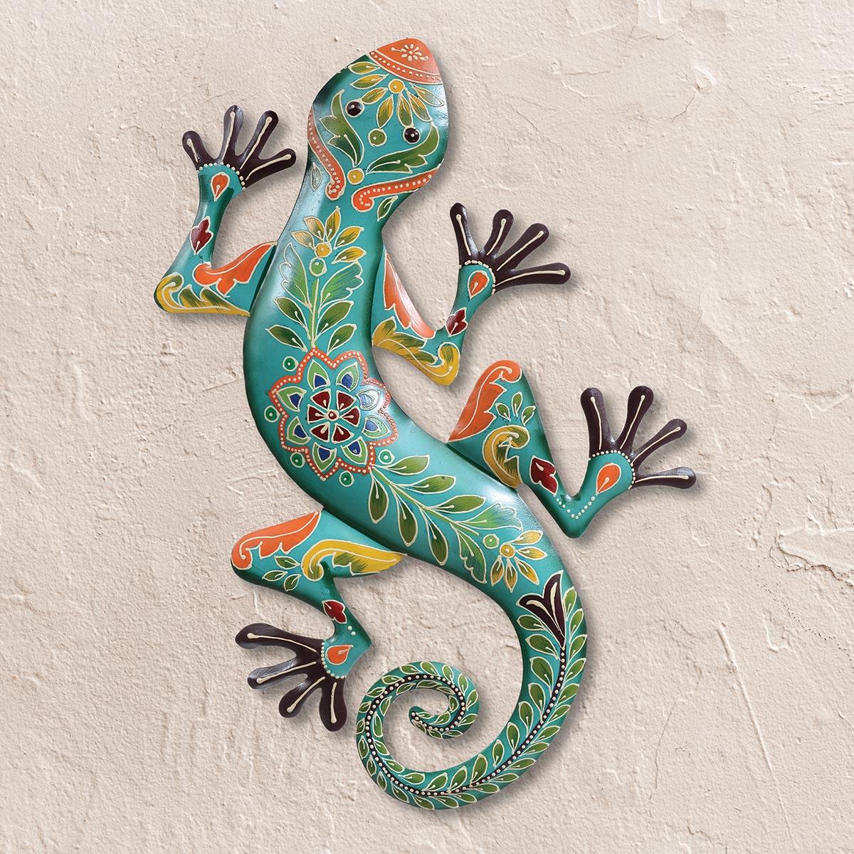gecko lizard wall